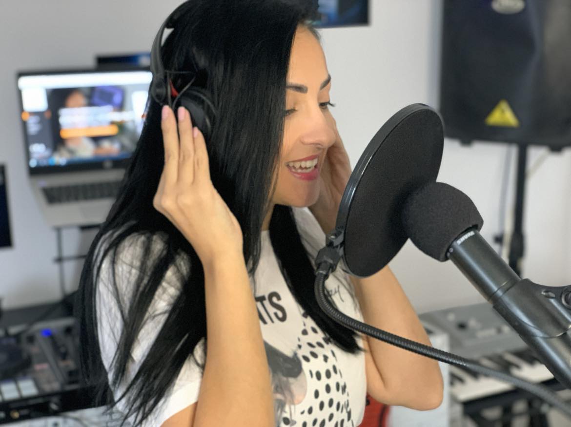 Colind personalizat dedicat sotului - Geanina Studencu